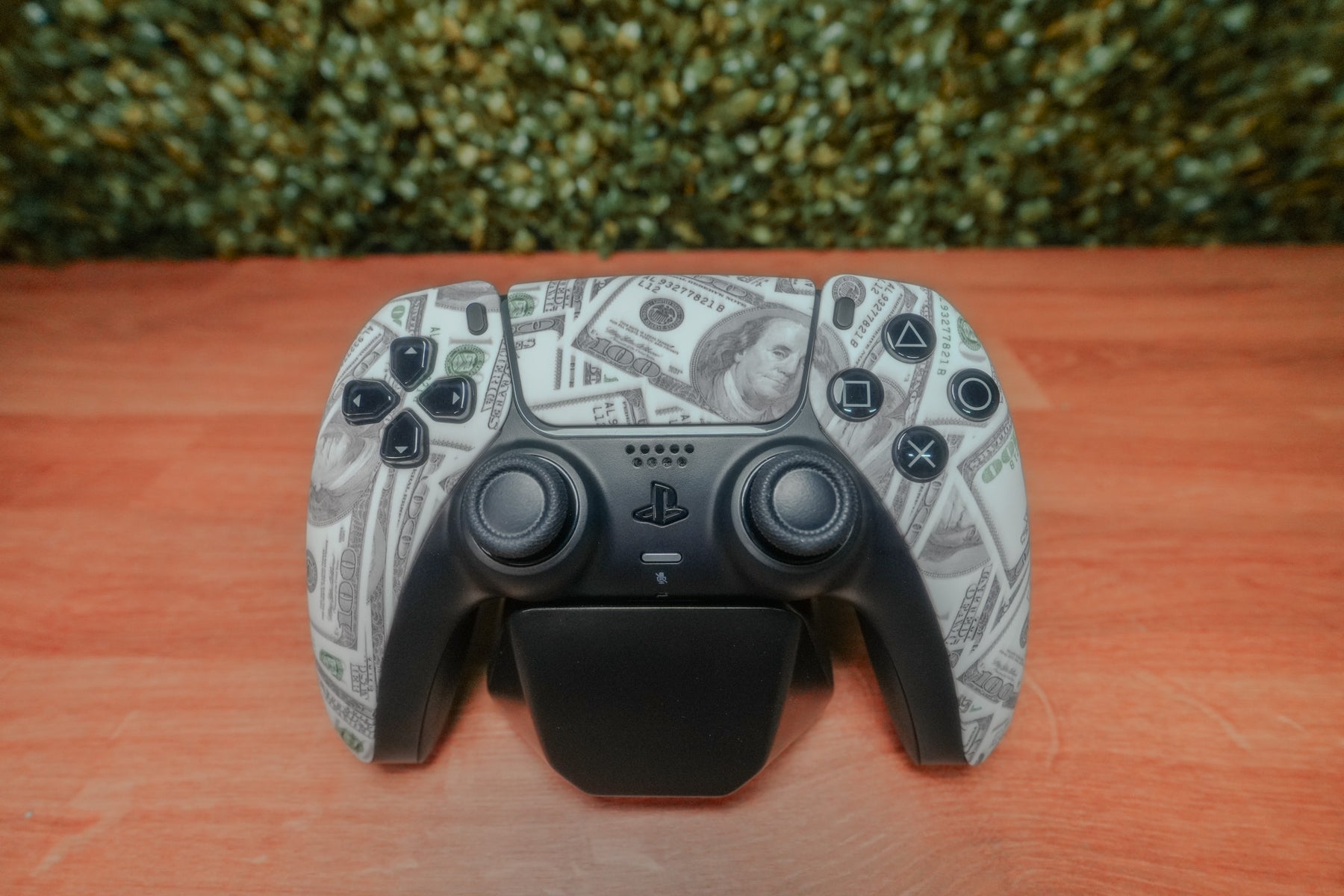 Cinch Gaming Custom PS5 and Xbox Controllers